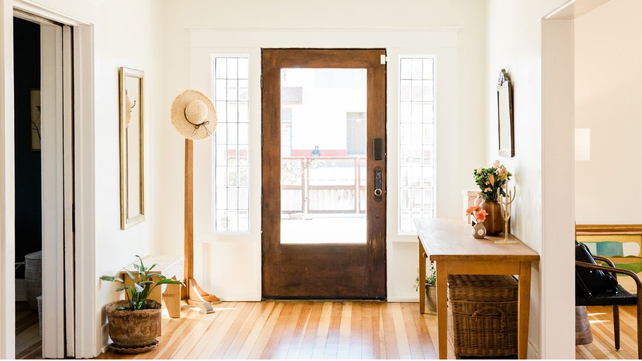 10 Powerful Tips For Leaving Home With Confidence And Ease - Skillsoon